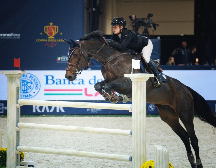 Banca Del Fucino Las Helmets e Co.Ge. alzano la coppa di Italian ...