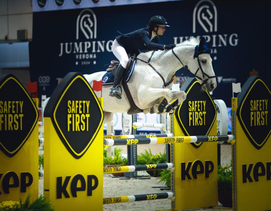 Banca Del Fucino Las Helmets e Co.Ge. alzano la coppa di Italian ...